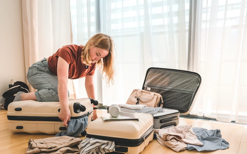 Tips to Reduce Your Travel Luggage Burden: Simplify Your Journey ...