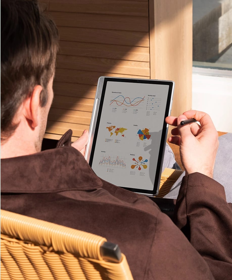 Writing Tablet for Students: How to Choose the Right One - Makoni Tech